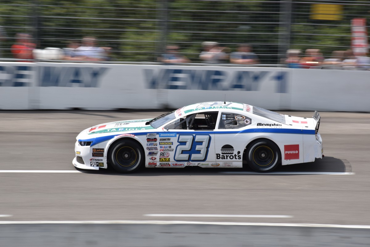 Memphis Racing verabschiedet sich mit #23 aussichtsreich in die ...