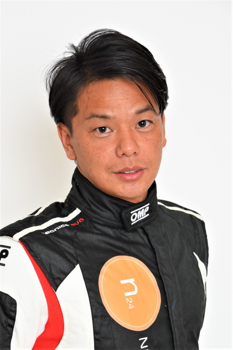 Kenko Miura | ThreeWide.de