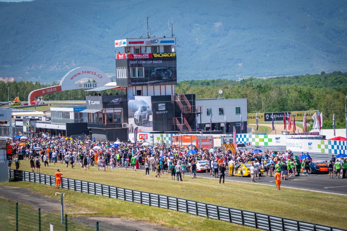 NWES und Autodrom Most geben neues Datum für den NASCAR GP der ...