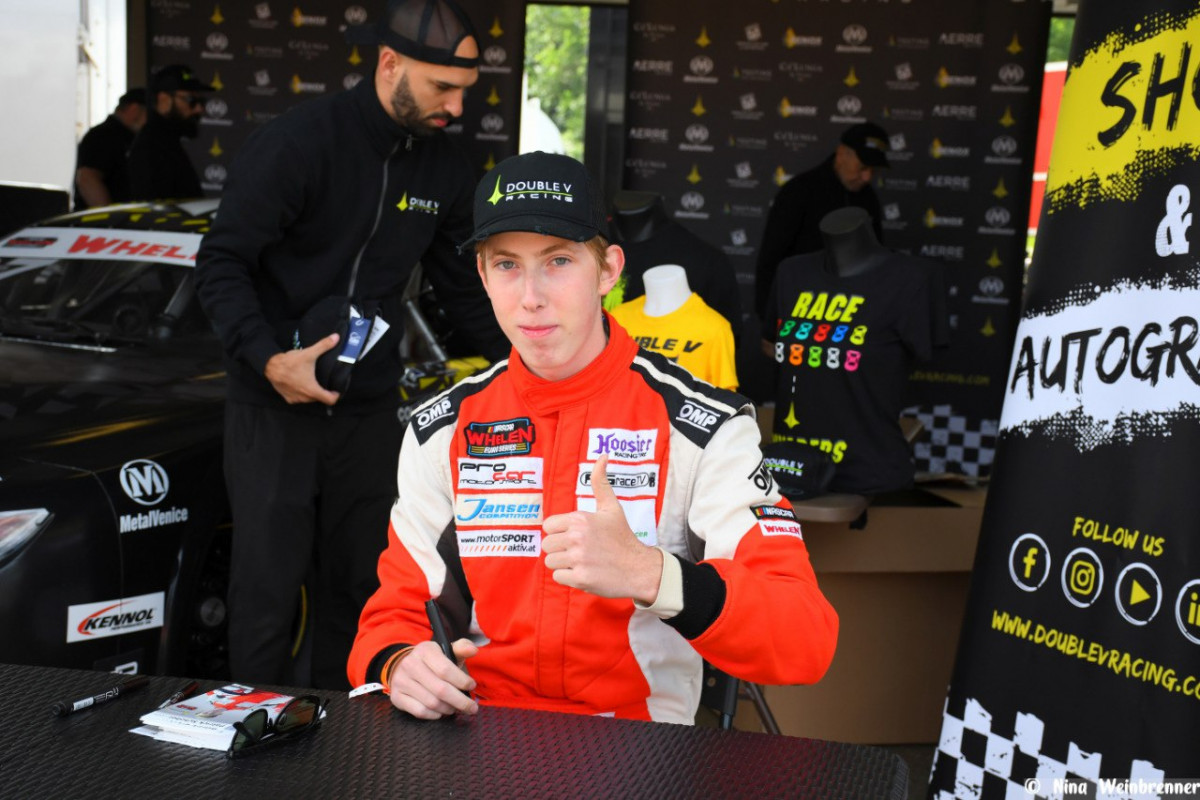 Youngster Patrick Schober kehrt zu Double V Racing zurück | ThreeWide.de